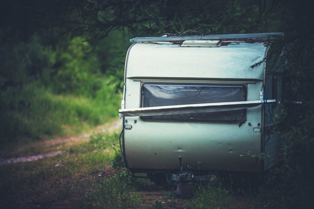 Revamp Your Old RV: Essential Tips for a Stylish Renovation